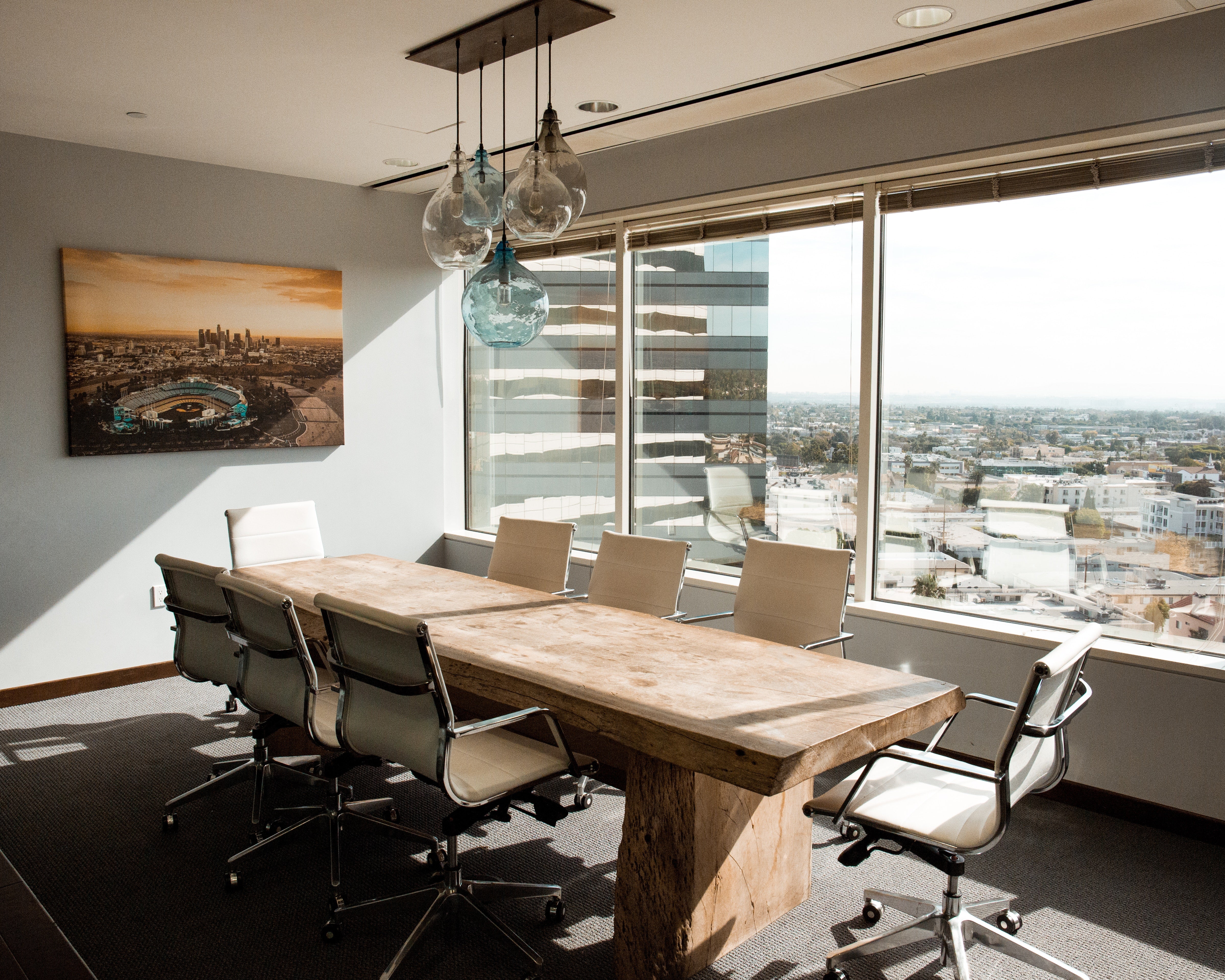 Choosing the Perfect Conference Table for Your Workspace | The Bespoke ...