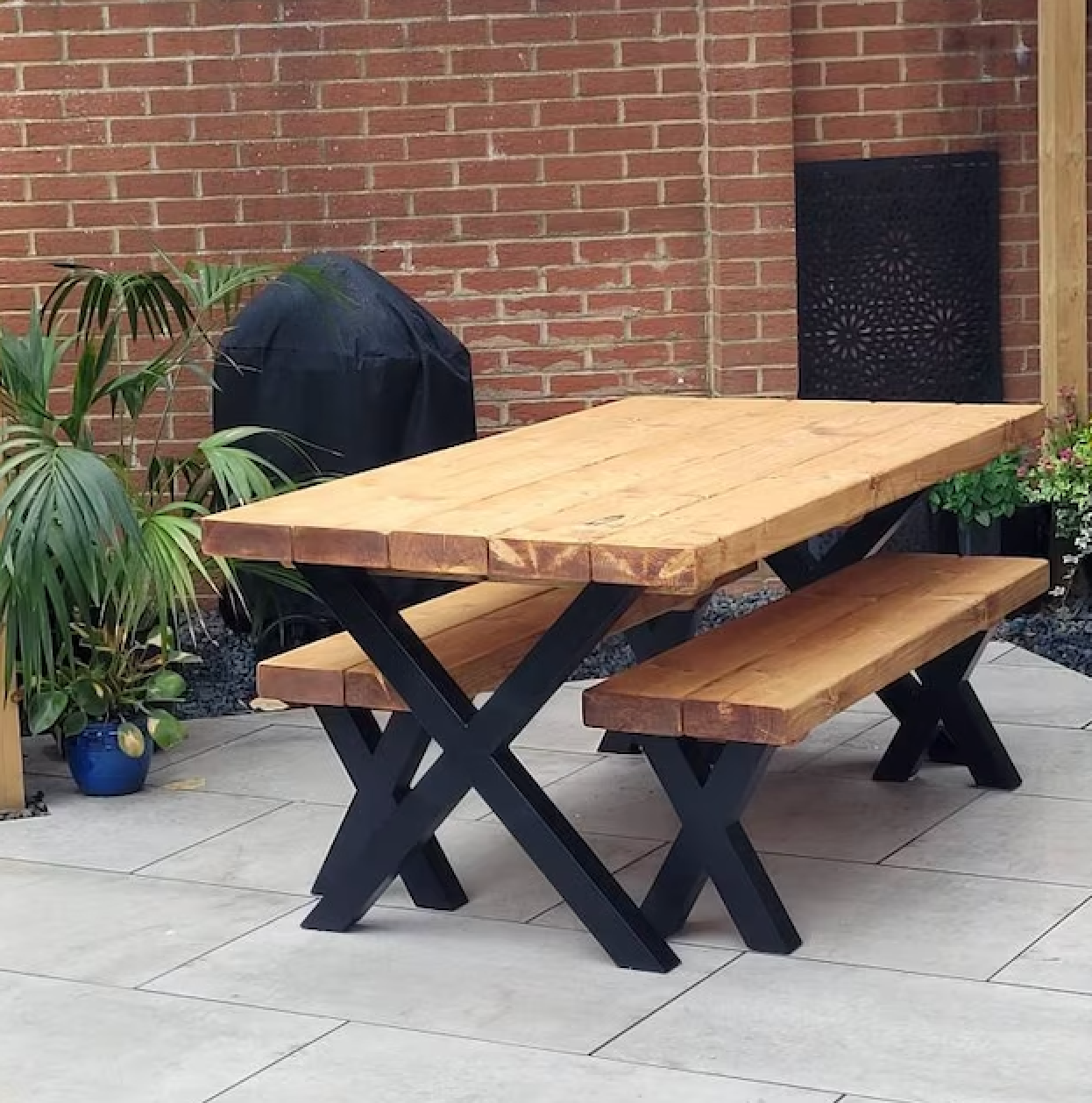Outdoor Chunky Dining Table – The Bespoke Carpentry Co